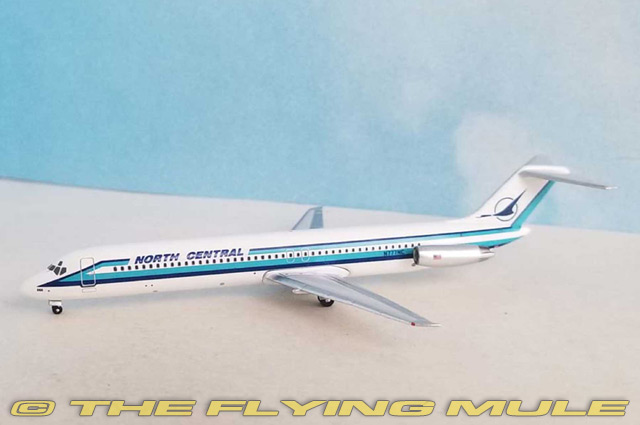 DC-9-51 1:400 Diecast Model - AeroClassics AL-AC411327 - $44.95