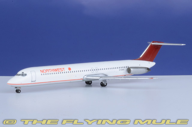 DC-9-51 1:400 Diecast Model - AeroClassics AL-AC419710B - $57.95