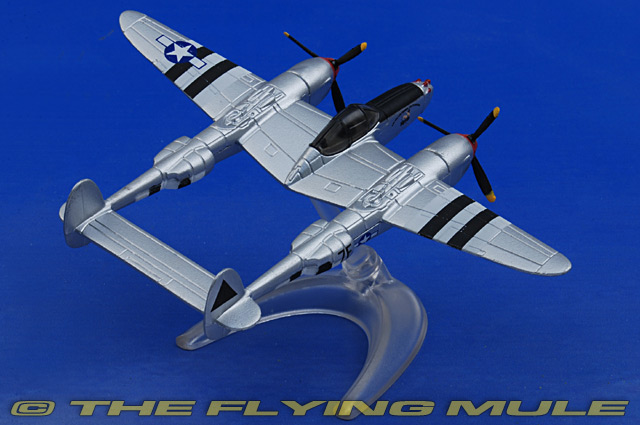 Corgi CS90196 - P-38 Lightning Diecast Model, USAAF 352nd FG