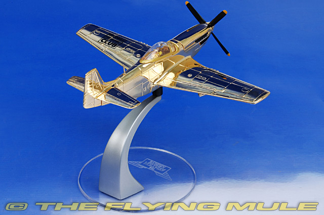 Corgi US32229 - P-51 Mustang Diecast Model, Corgi USA Collector Club Model