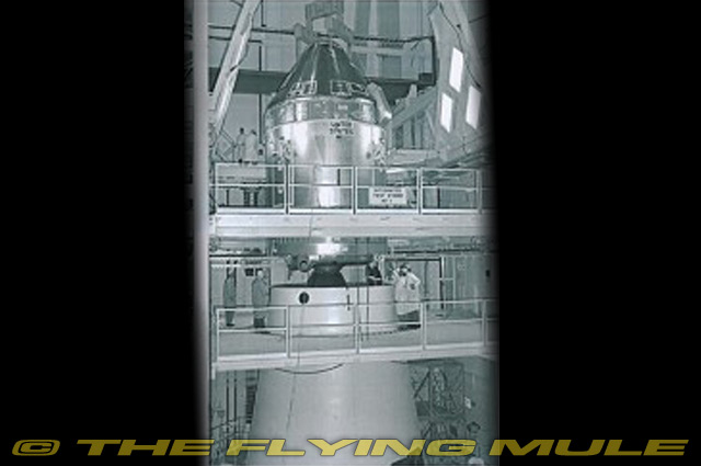 Dragon Models 50376 - Apollo CSM Diecast Model, NASA, Apollo 13 "Odyssey"