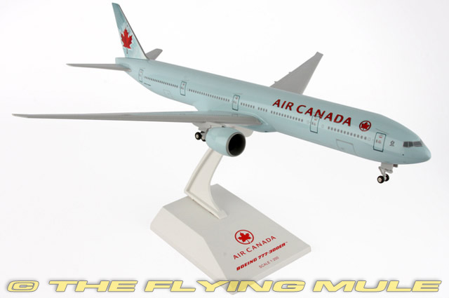 777-300ER 1:200 Display Model - Skymarks SK-SKR236 - $44.95